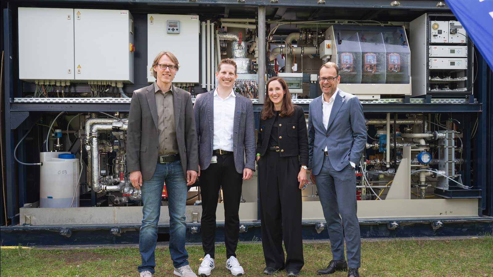 Industriepark Höchst: Carbon capture pilot plant goes into operation ...
